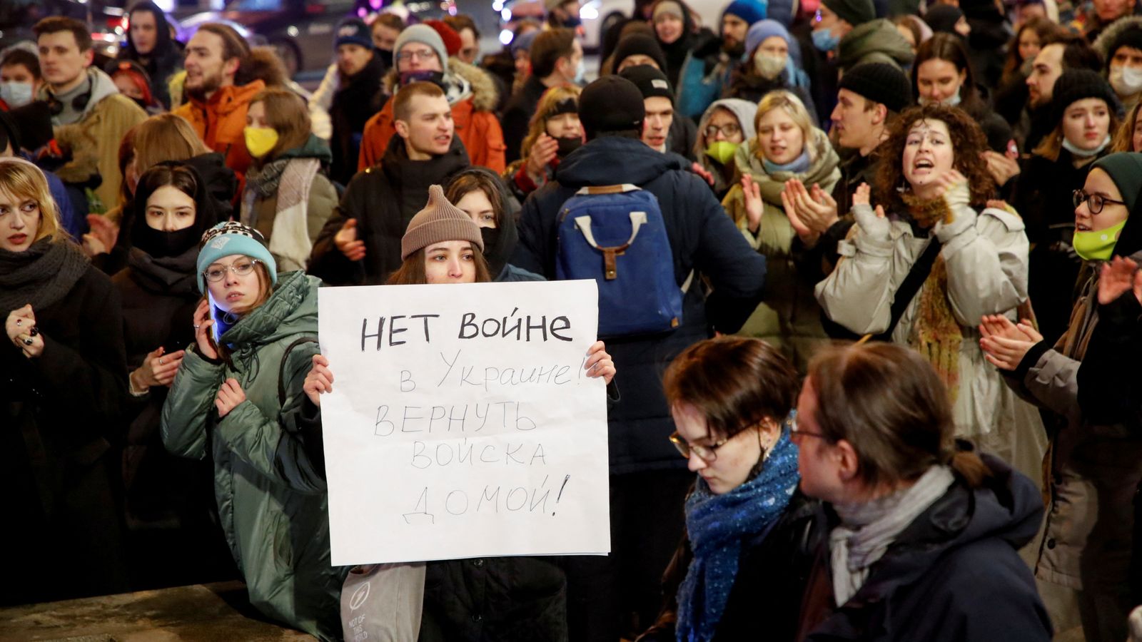Ukraine: Police arrest more than 1,700 anti-war protesters in Russia as ...
