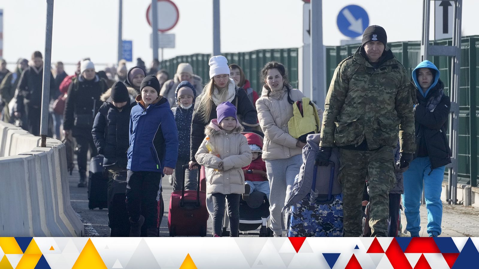 Ukraine invasion: More than 120,000 refugees have left country since ...