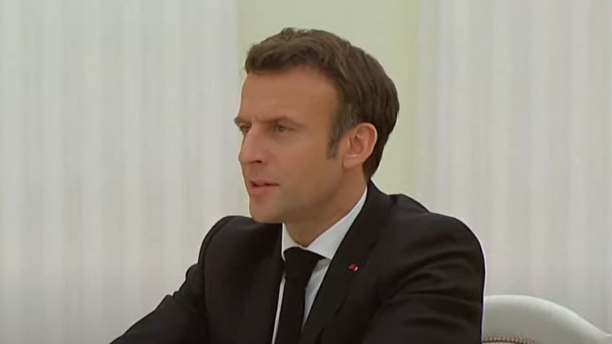 Emmanuel Macron refused COVID test before Putin meeting 'to stop Russia ...