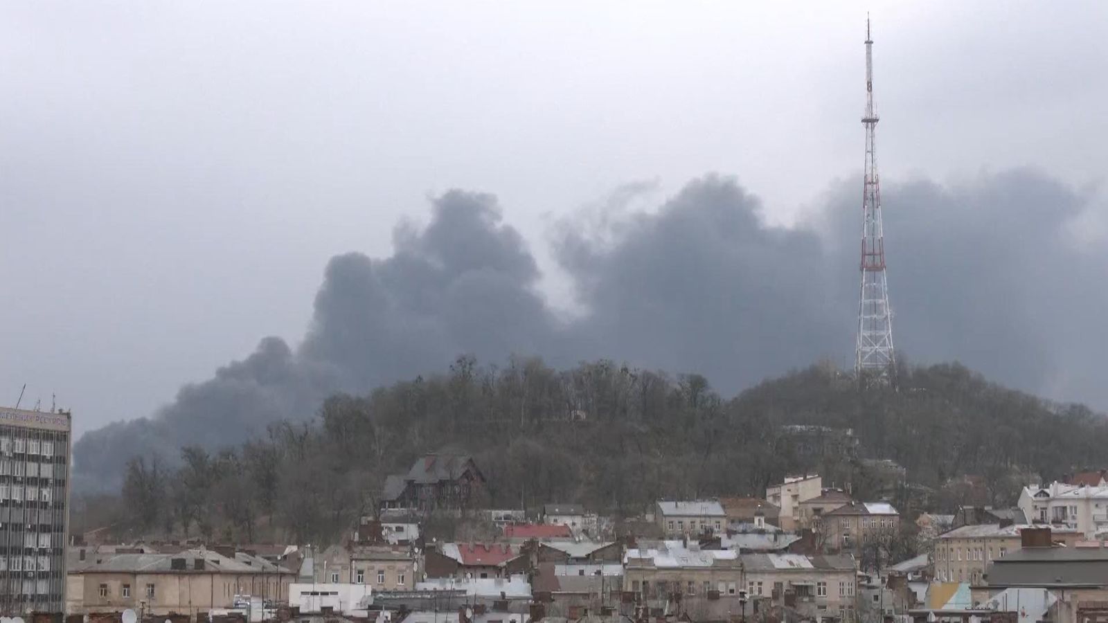Ukraine War: Lviv under attack from Russian missiles | News UK Video ...
