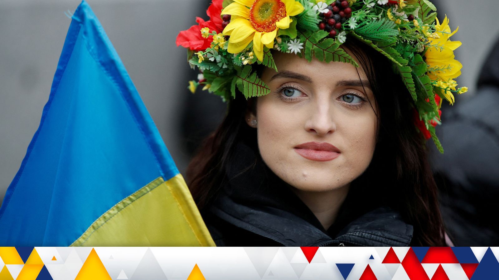 Ukraine invasion: Protesters gather in London's Trafalgar Square in ...