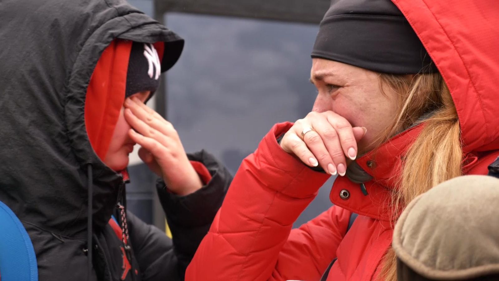 Ukraine invasion: 'I'm still scared' refugees enter Romania having left ...