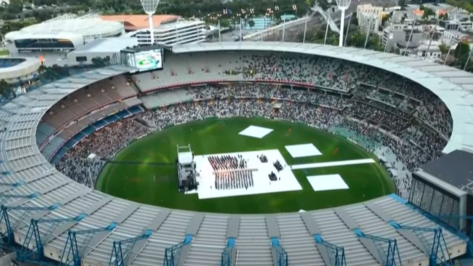 Shane Warren: Kylie Minogue, Elton John et Ed Sheeran dirigent l ...