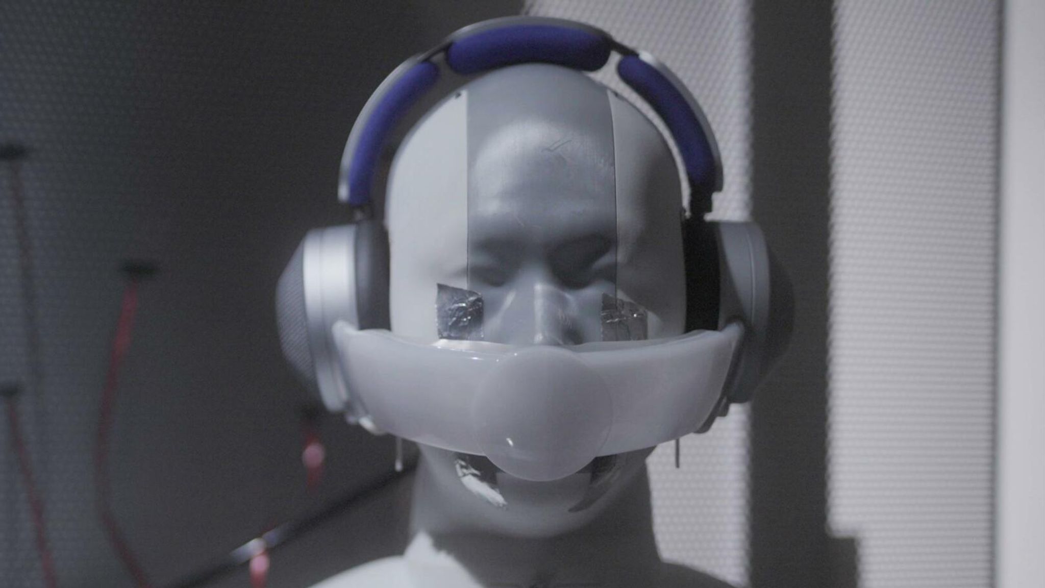 Dyson announces wearable air purifier with noise-cancelling headphones ...