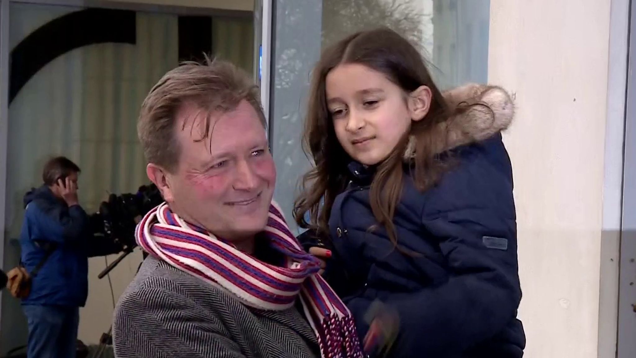 Nazanin Zaghari-Ratcliffe: Daughter slept 'in between mum and dad ...