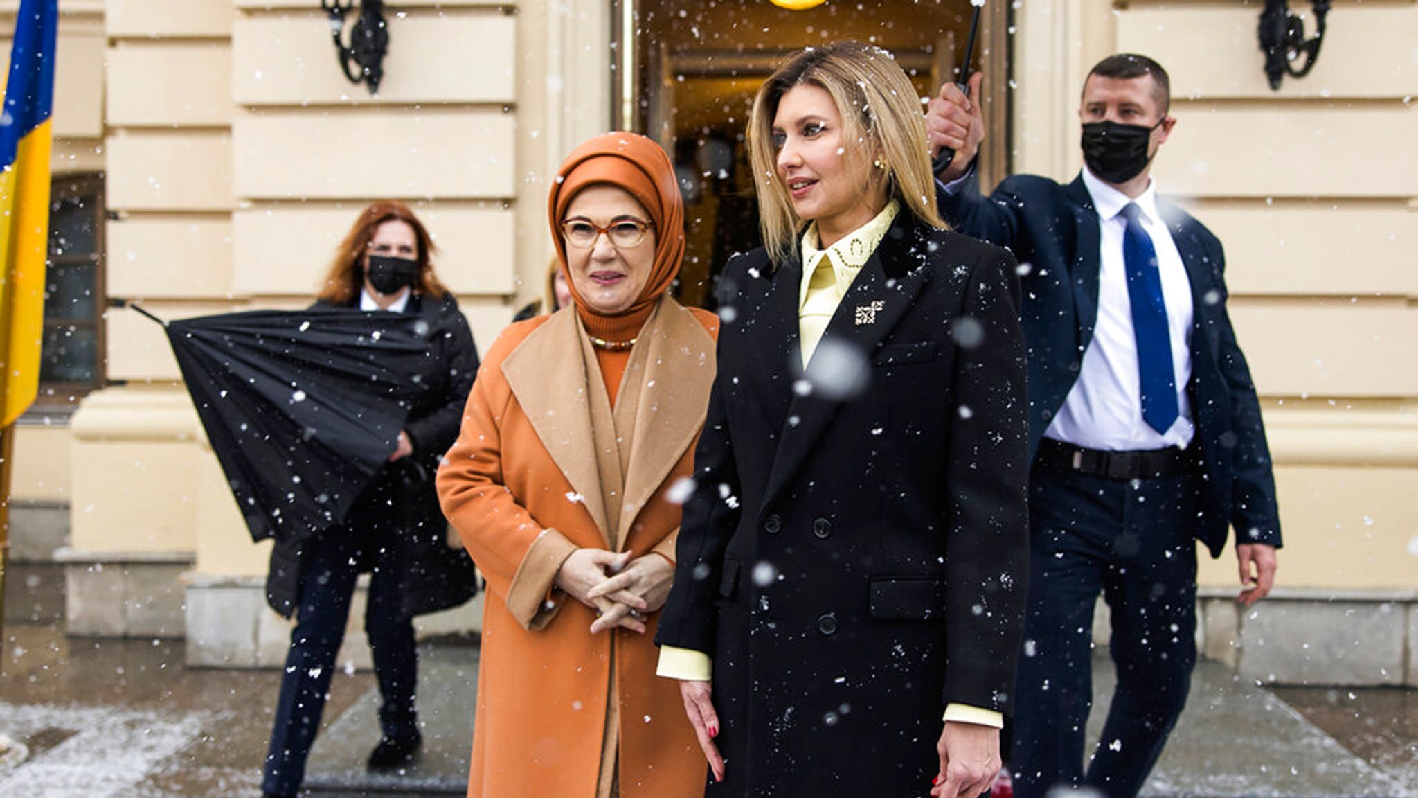 Olena Zelenska: Ukraine's first lady rallies her two million Instagram ...