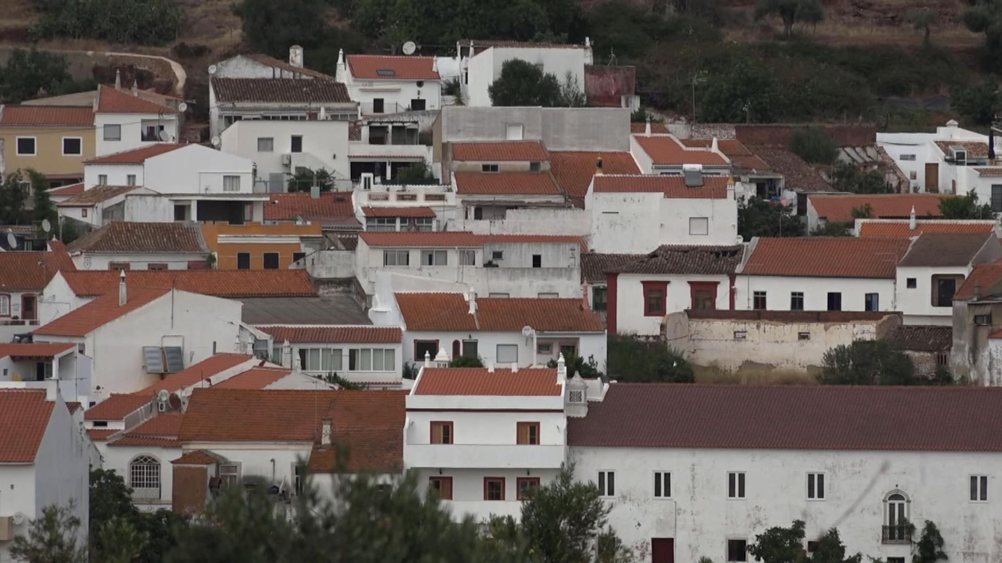 Fraud victims who lost properties, life savings and pension pots win £ ...