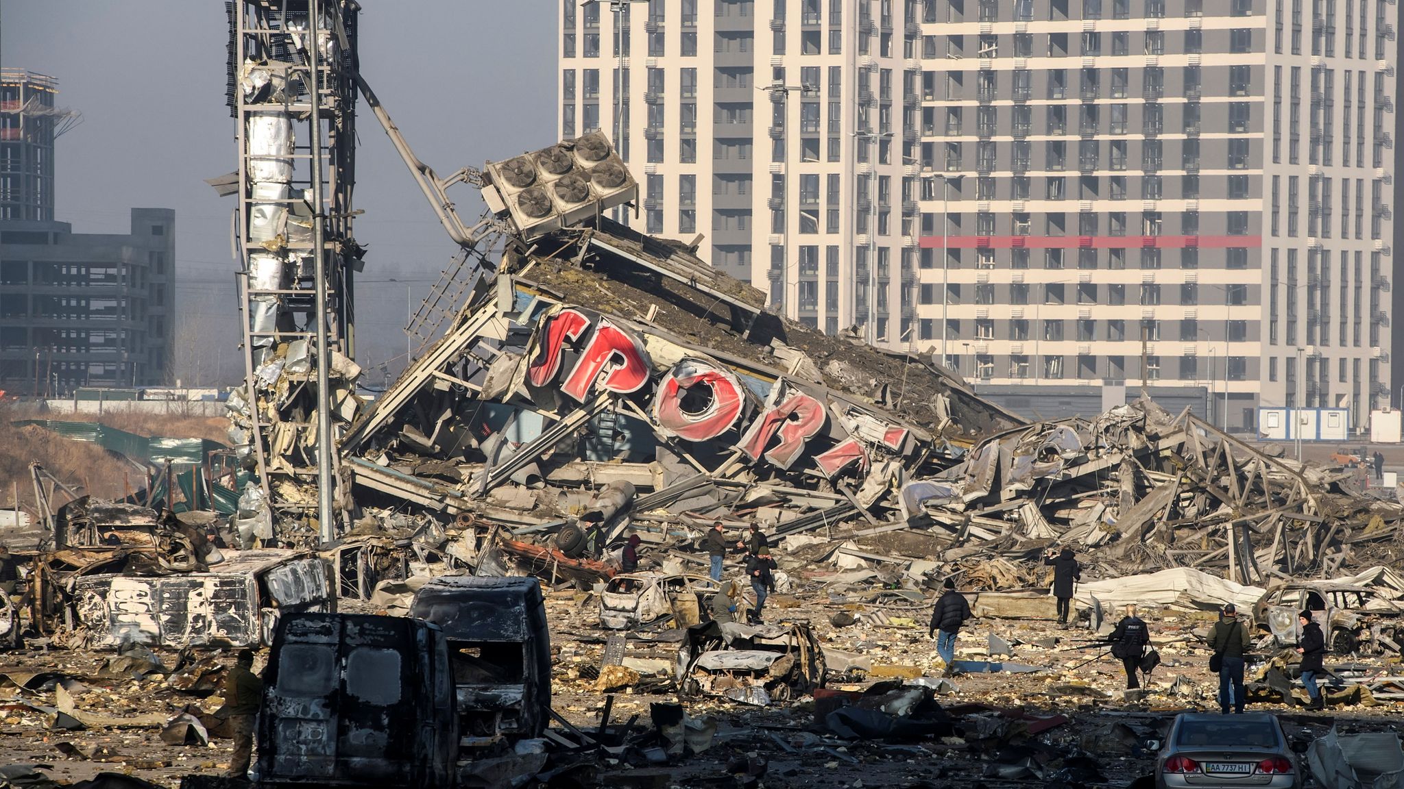 Ukraine war in pictures: Fifty days of devastation, death and ...