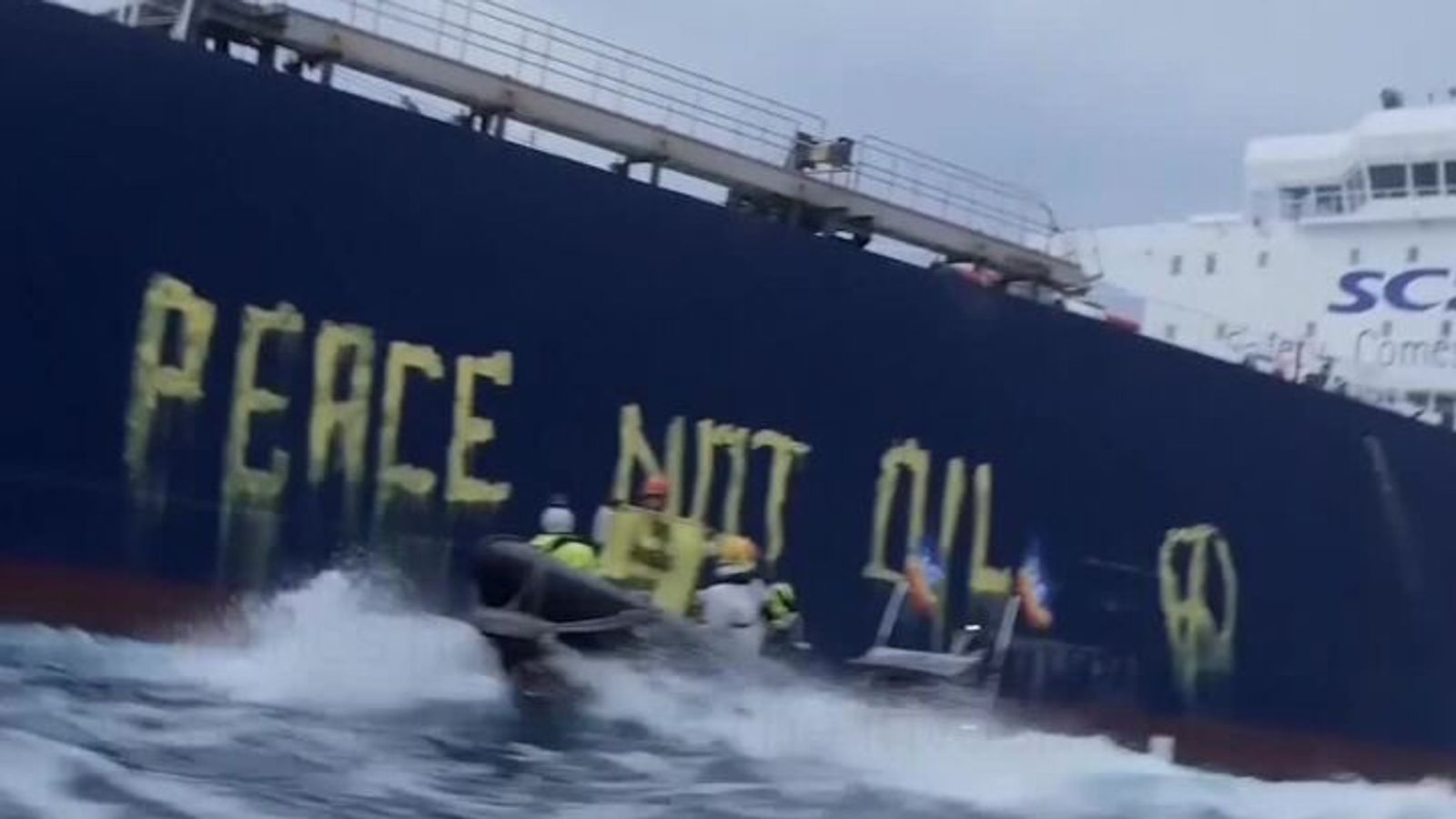 Ukraine war: 'Peace, not oil' daubed on Russian tanker by Greenpeace ...
