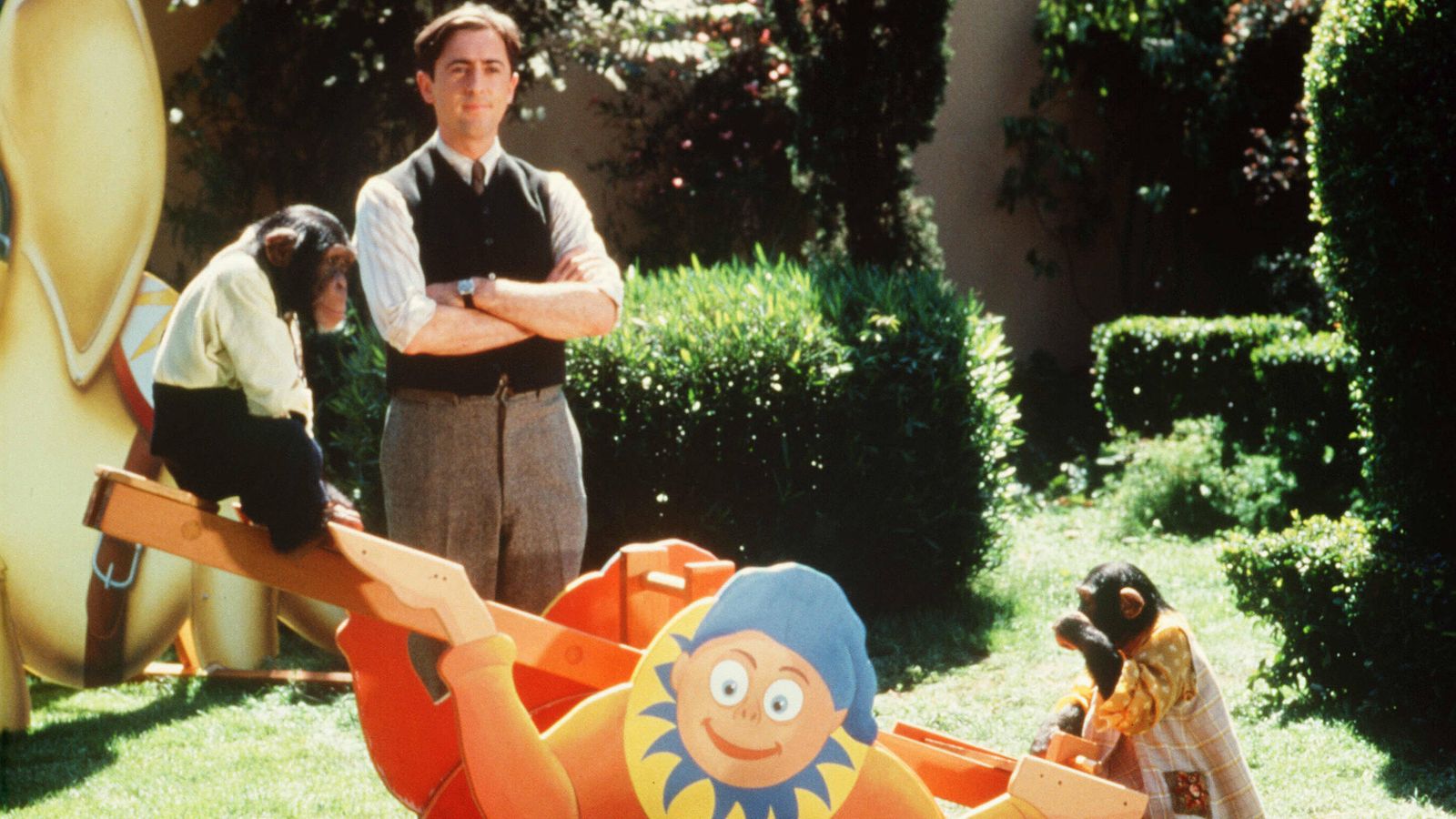 Alan Cumming offers $10,000 reward for information on chimpanzee Tonka ...