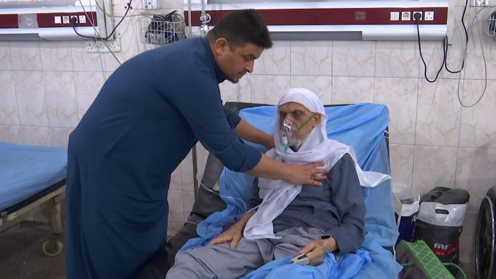 Iraq: Dozens in hospital after sandstorm hits Baghdad | World News ...