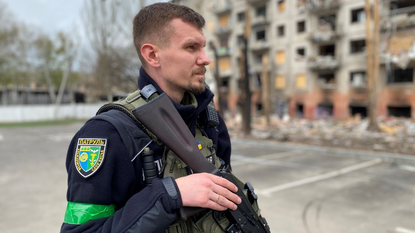 Ukraine war: Shelling and bombing continues in Donbas region as country ...