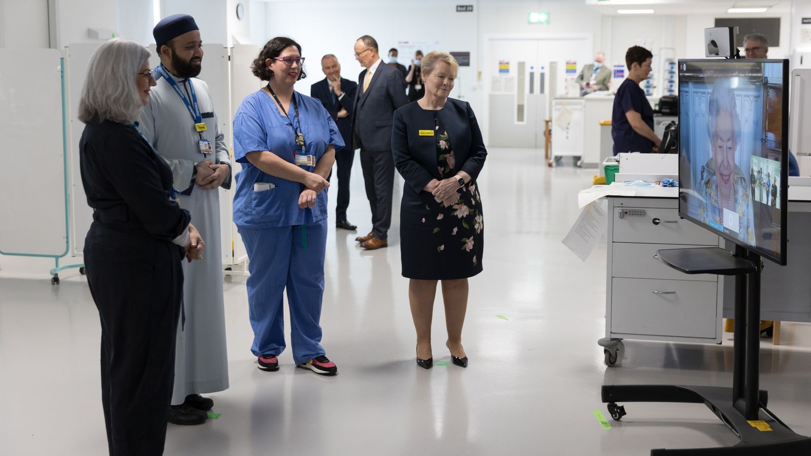 Health issues the Queen has faced in recent years | UK News | Sky News