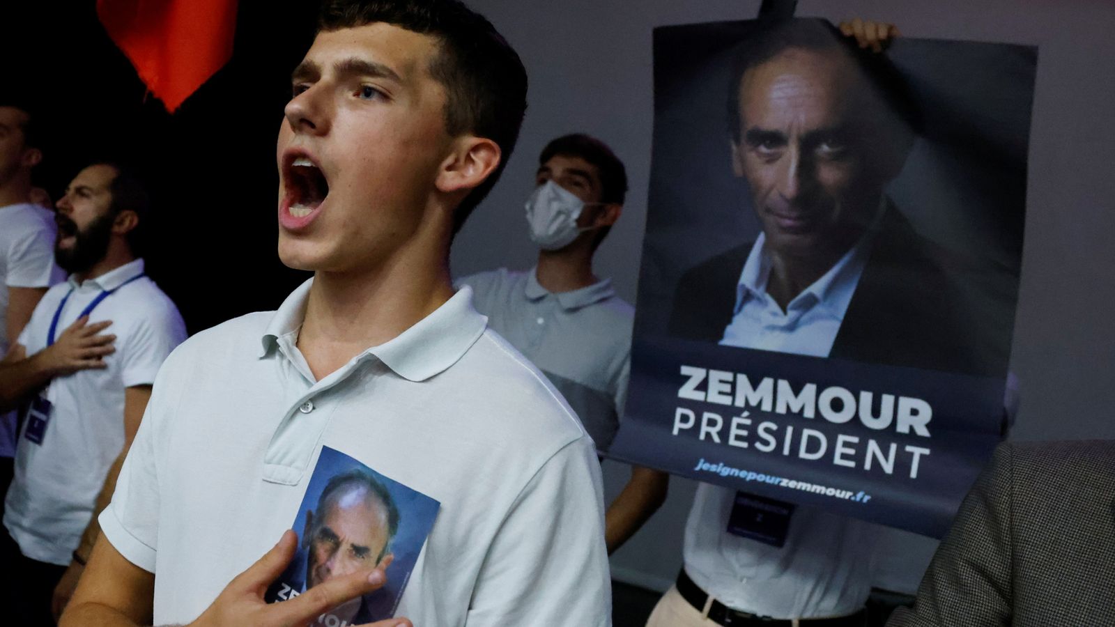 French Presidential Election Polls Show Le Pen Closing On Macron As