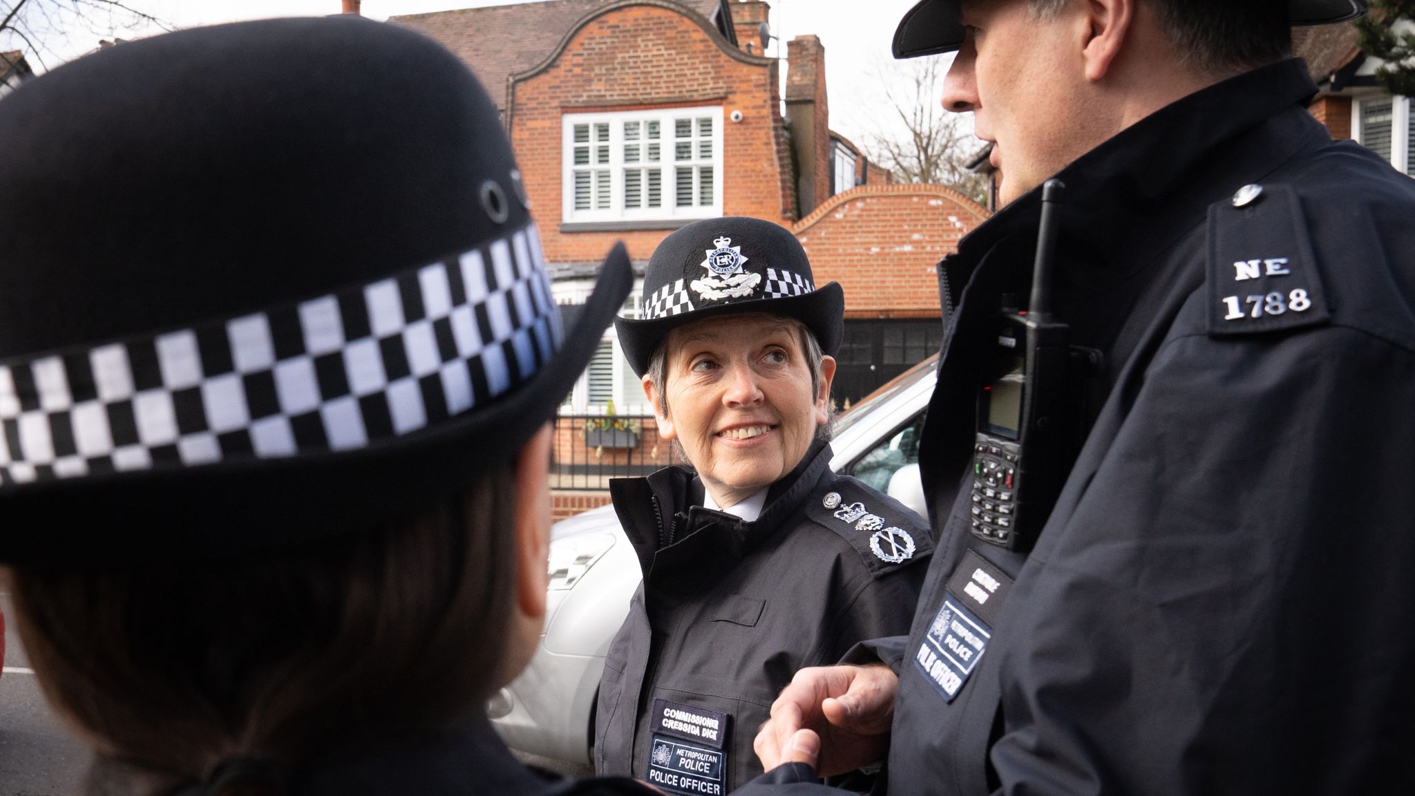 Job advert for new Metropolitan Police commissioner published with £ ...
