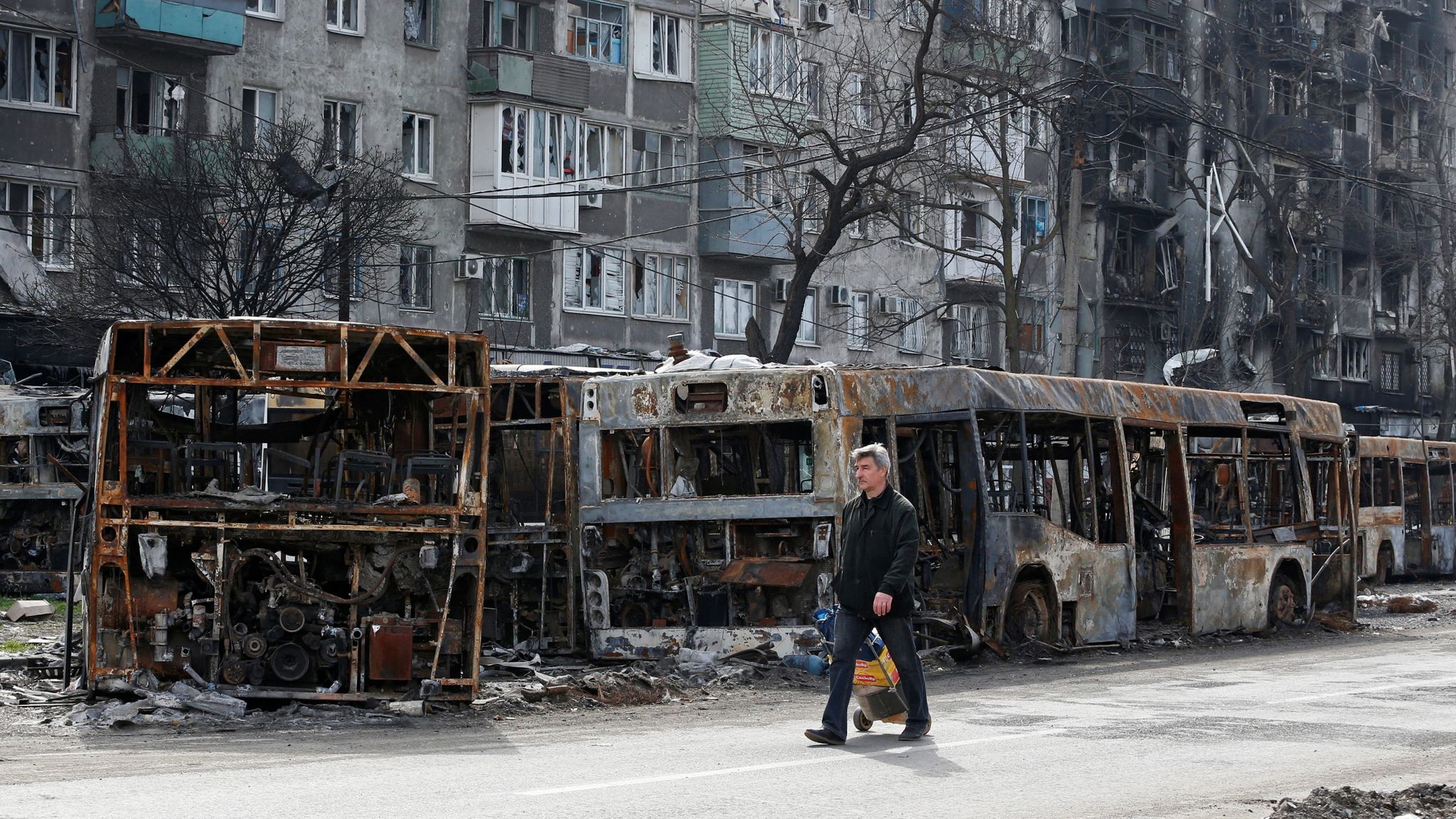 Ukraine war: 'Everything is destroyed' - Refugees describe hell of ...