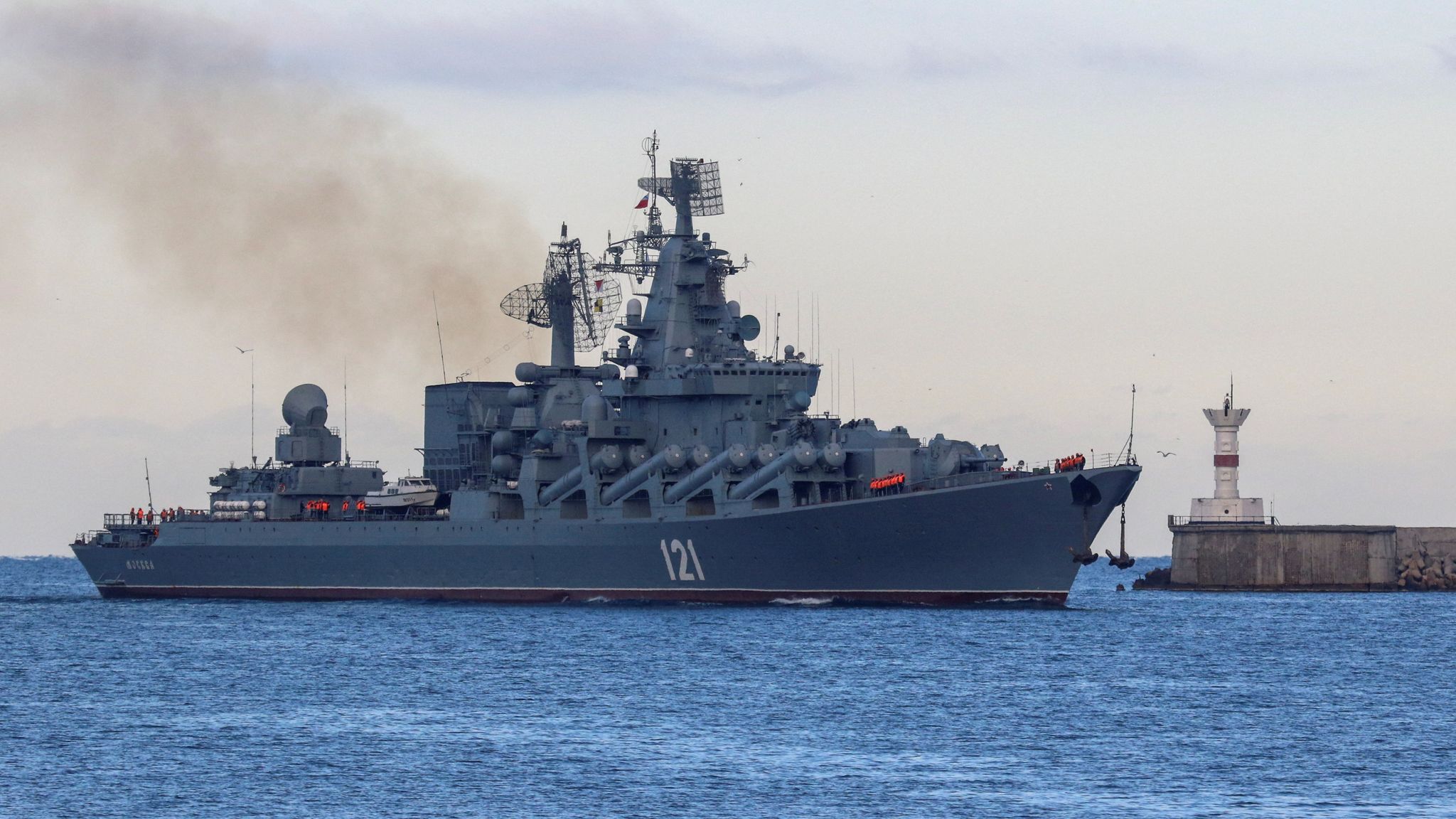 Ukraine war: Sailors who survived Moskva sinking have come face to face ...