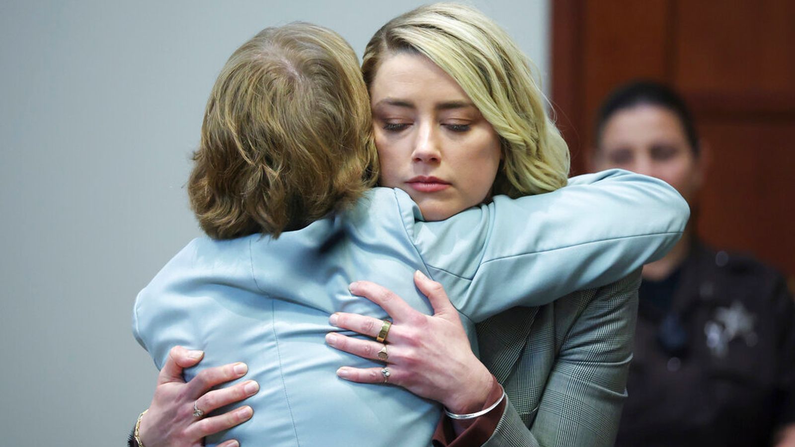 Amber Heard says she still has love for Johnny Depp and 'no bad ...