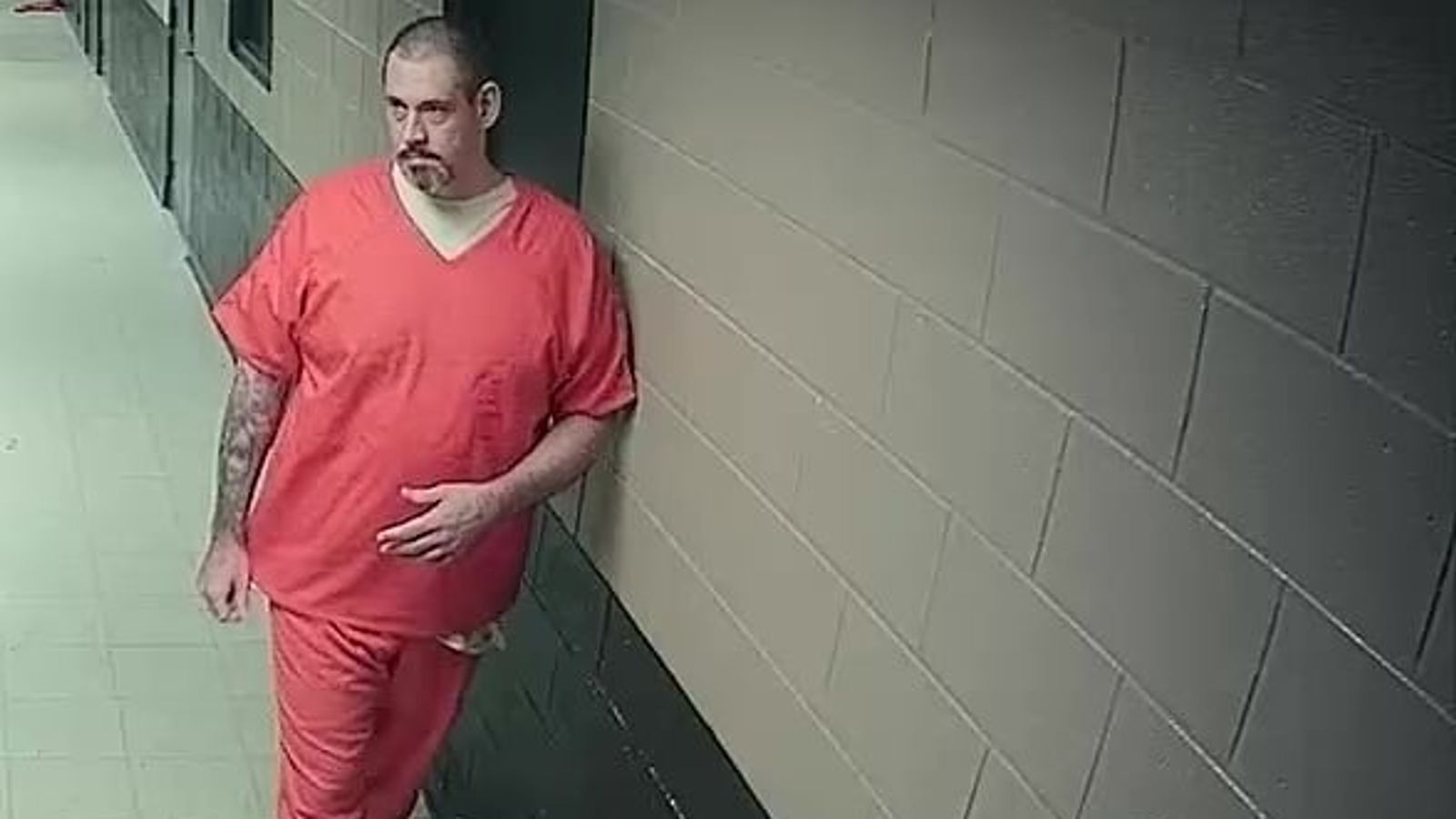 Casey White Escaped Murder Suspect Had Special Relationship With