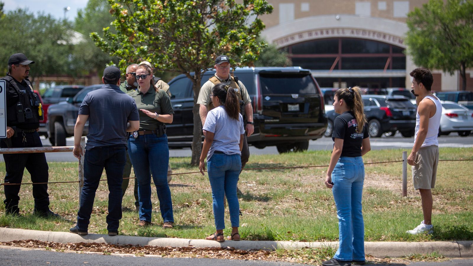 Texas shooting: 19 children among dead | World News | Sky News