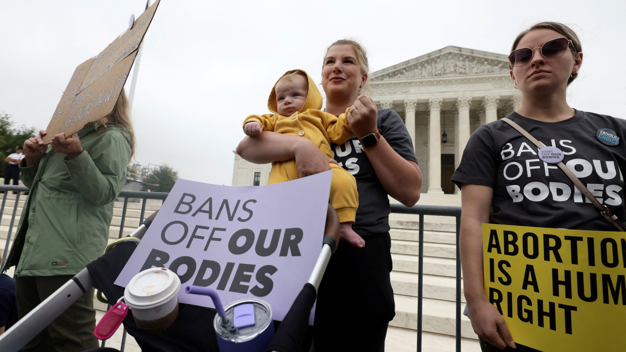 Roe v Wade: Supreme Court abortion draft is authentic, chief justice ...