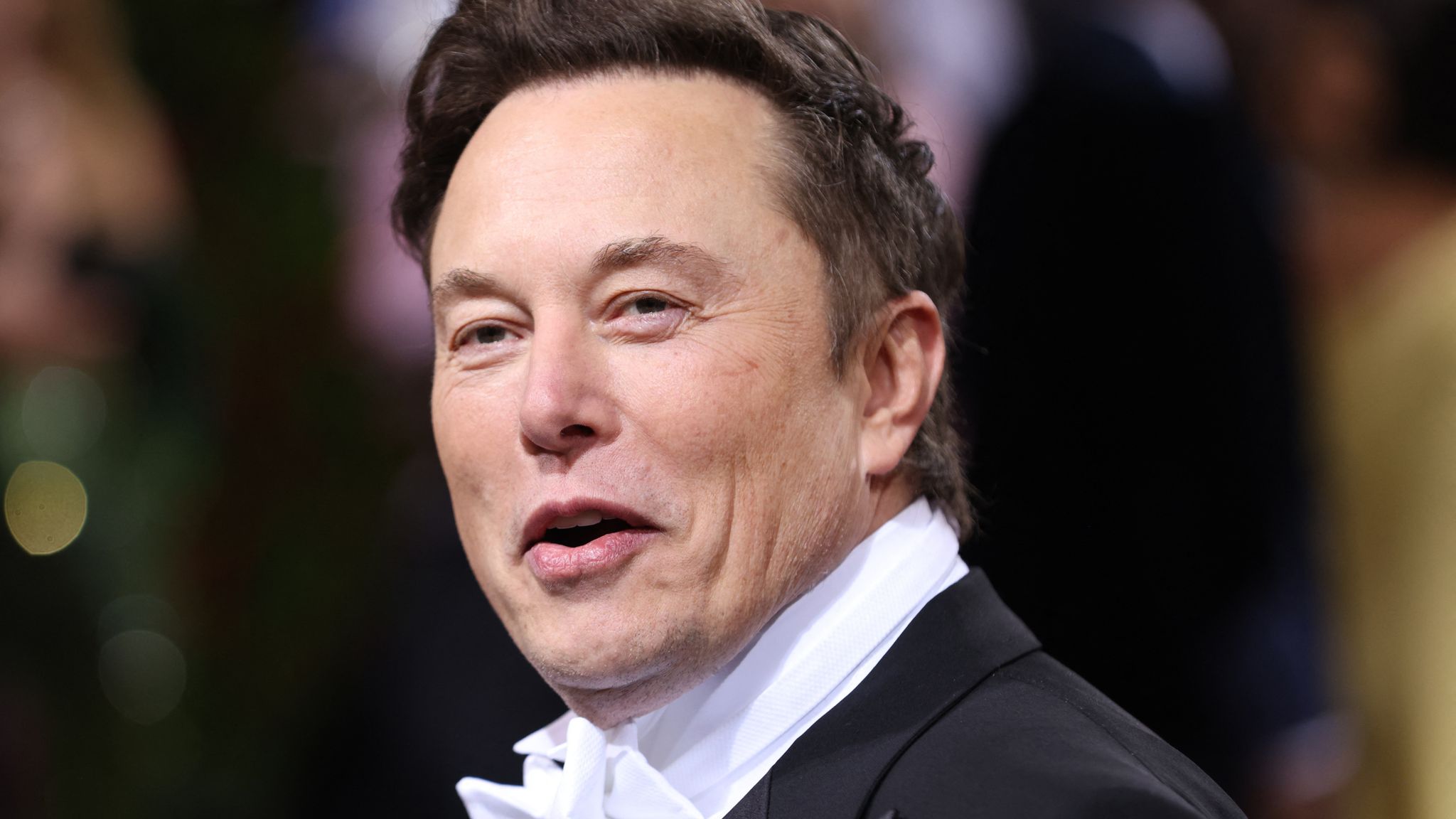 Elon Musk responds with poop emoji after Twitter boss hits back over ...