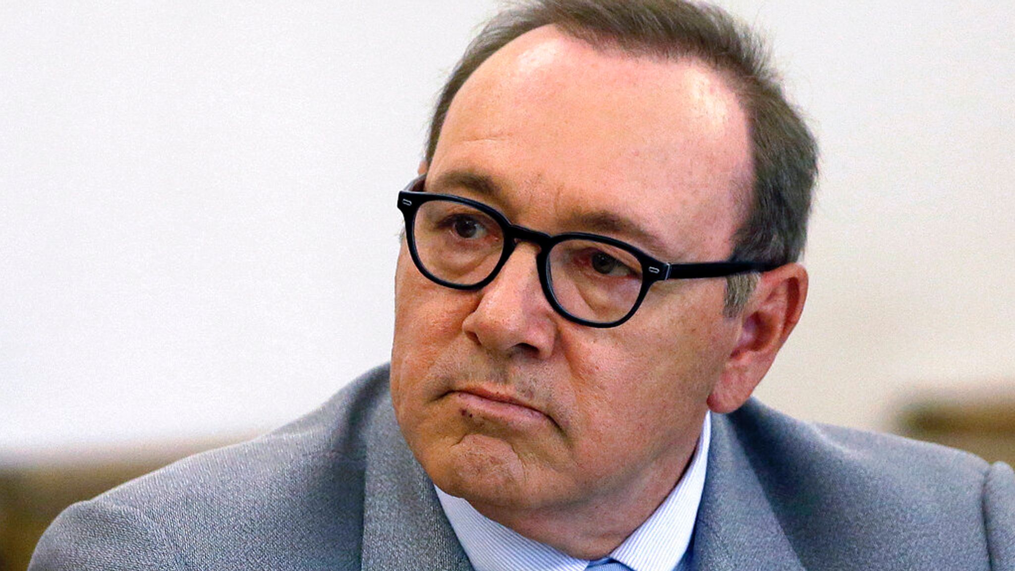 Kevin Spacey says he will 'voluntarily' appear in the UK to defend ...