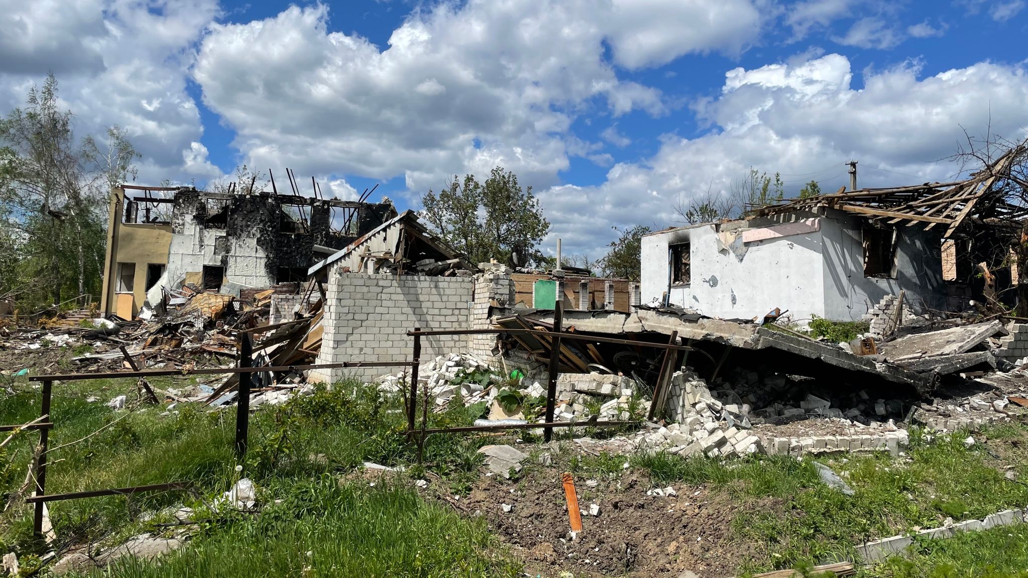 Ukraine war: Devastated rural village shows the battle for Kharkiv may ...