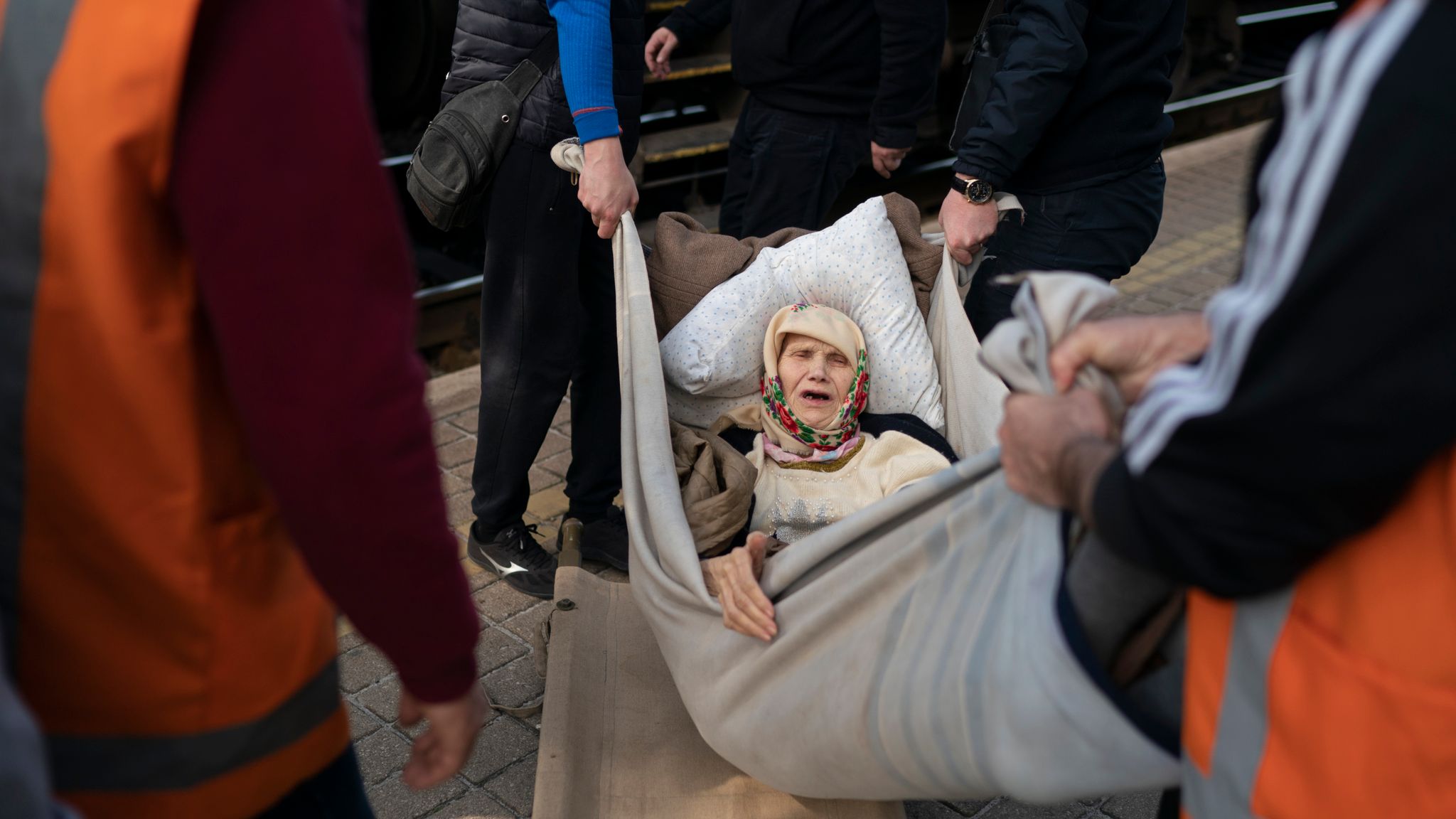 Ukraine war: Fear, suspicion and split loyalties in the city where ...