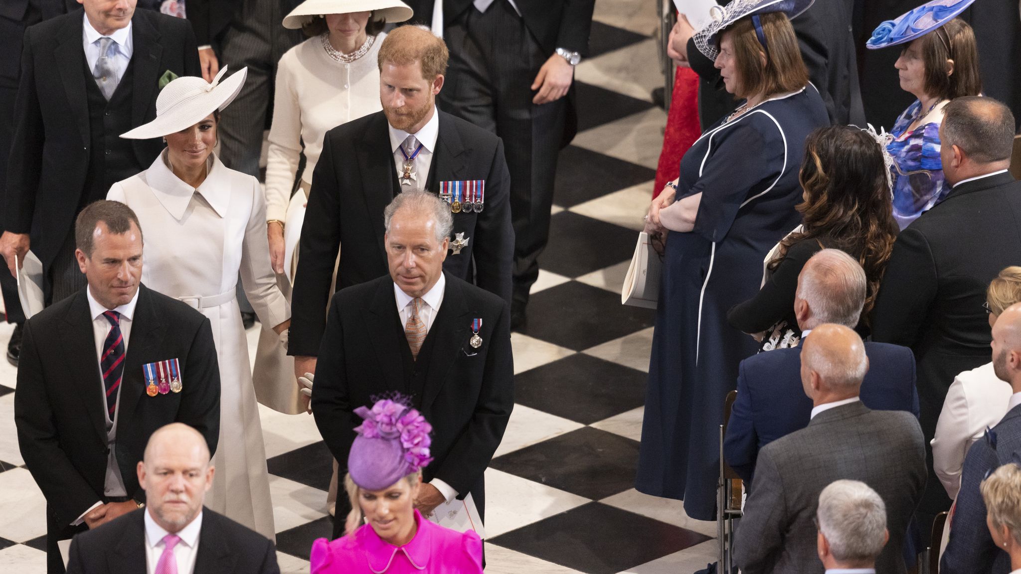 Royal Family turned out in force for Queen at Jubilee thanksgiving ...