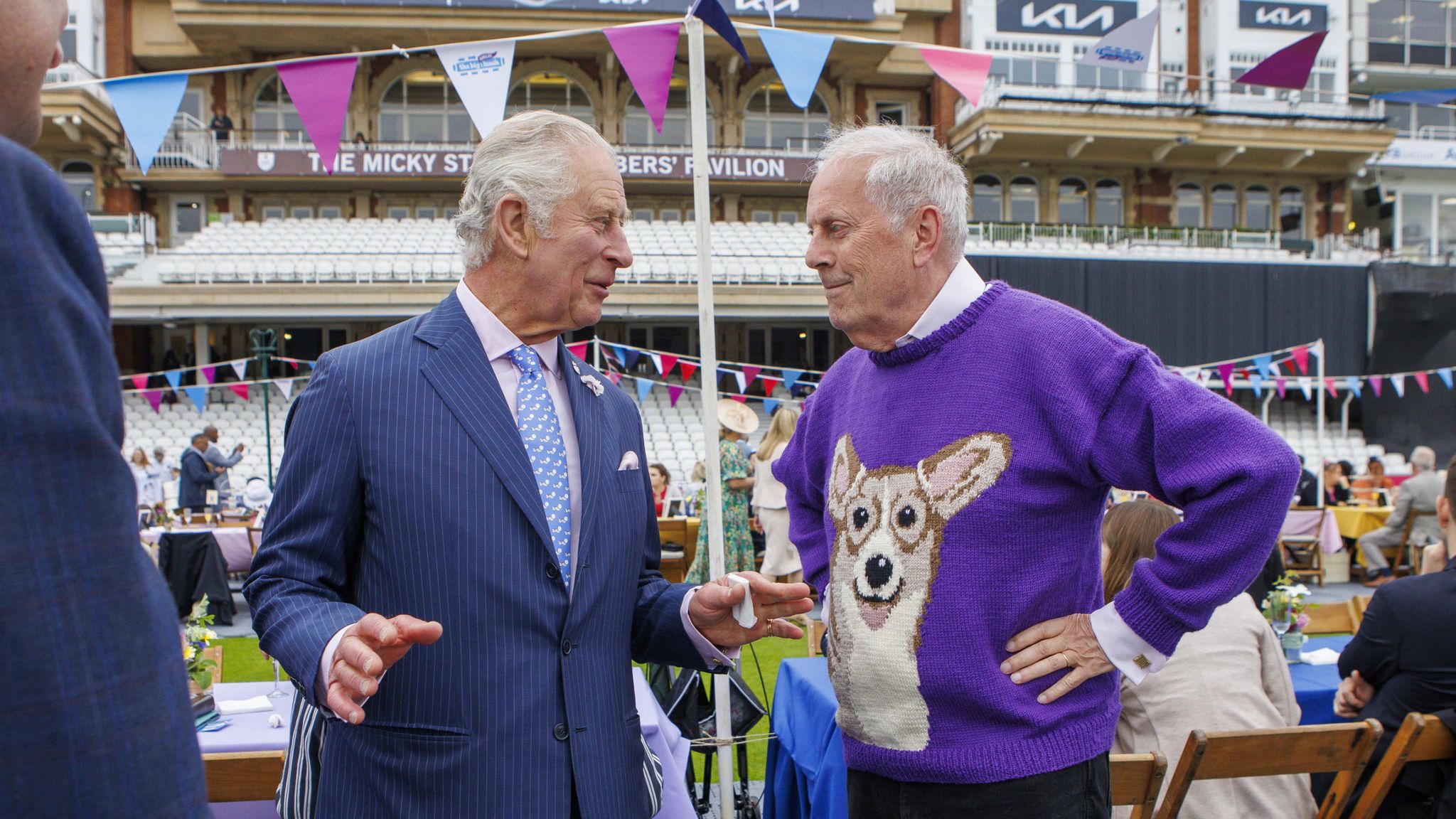 Best pictures of the Jubilee so far as royal fans come out to celebrate ...