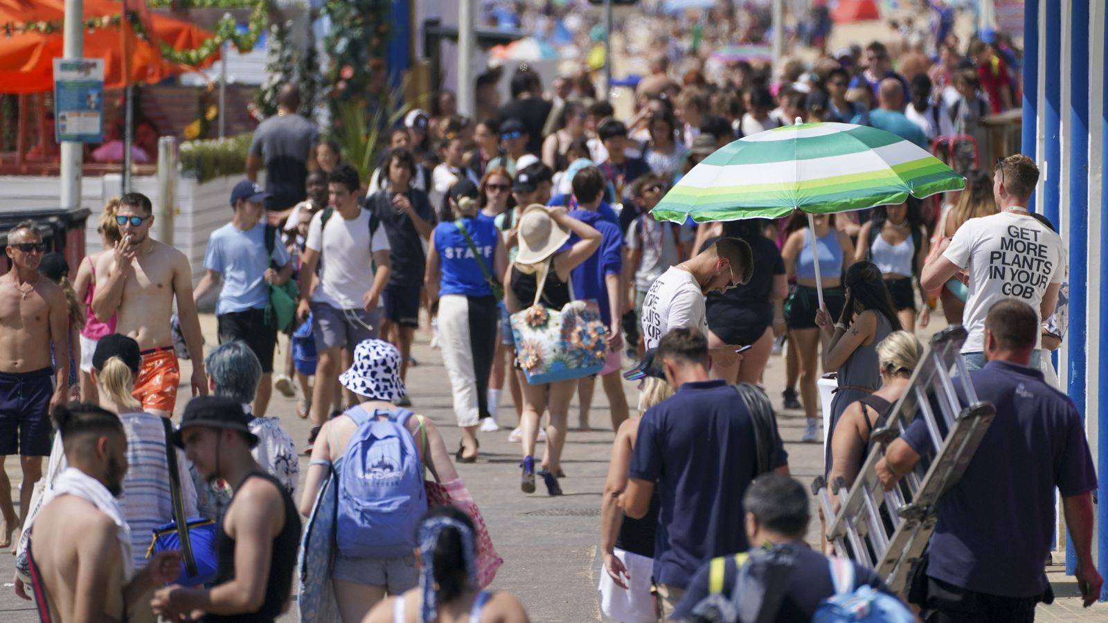 UK temperature hits 40C record | UK News | Sky News
