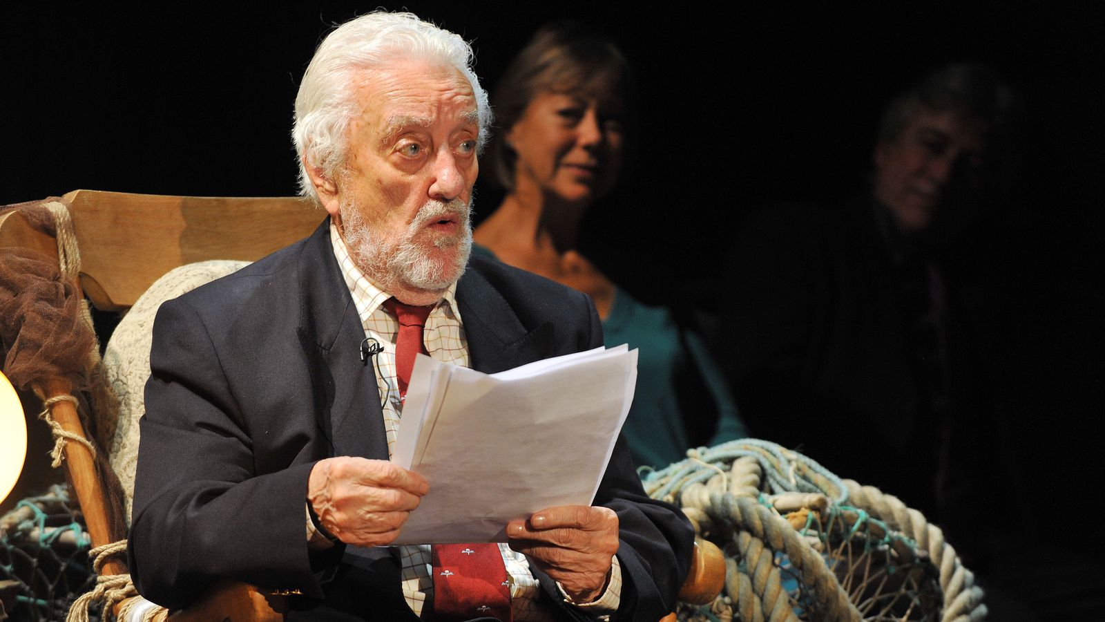Bernard Cribbins, star of Doctor Who and The Railway Children, has died ...