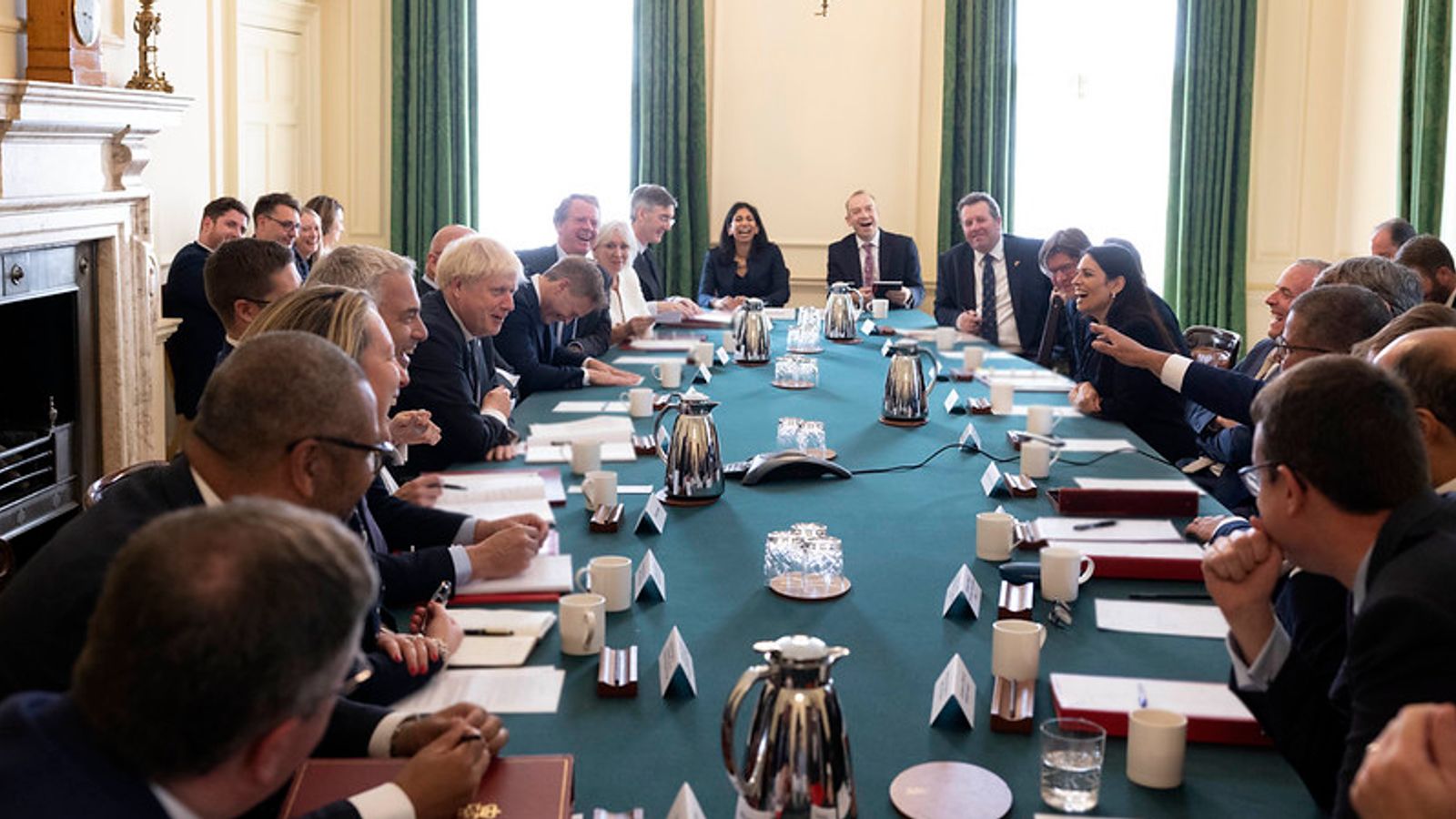 Boris Johnson: Behind the scenes pictures capture the emotion as prime ...