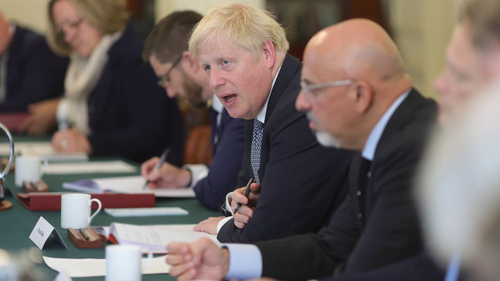 Boris Johnson: Behind the scenes pictures capture the emotion as prime ...