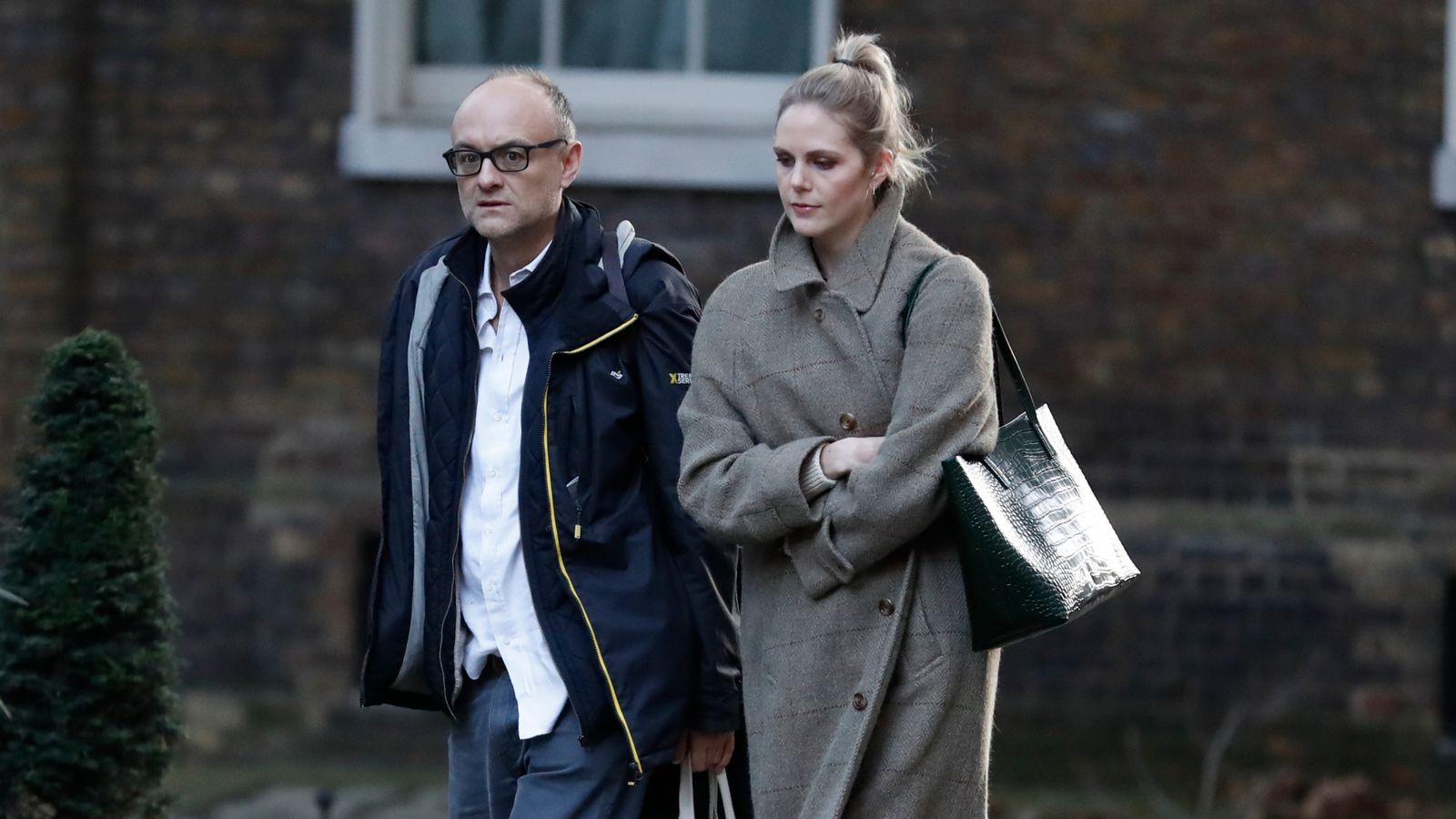 Boris Johnson like a 'great unruly golden retriever, howling for ...