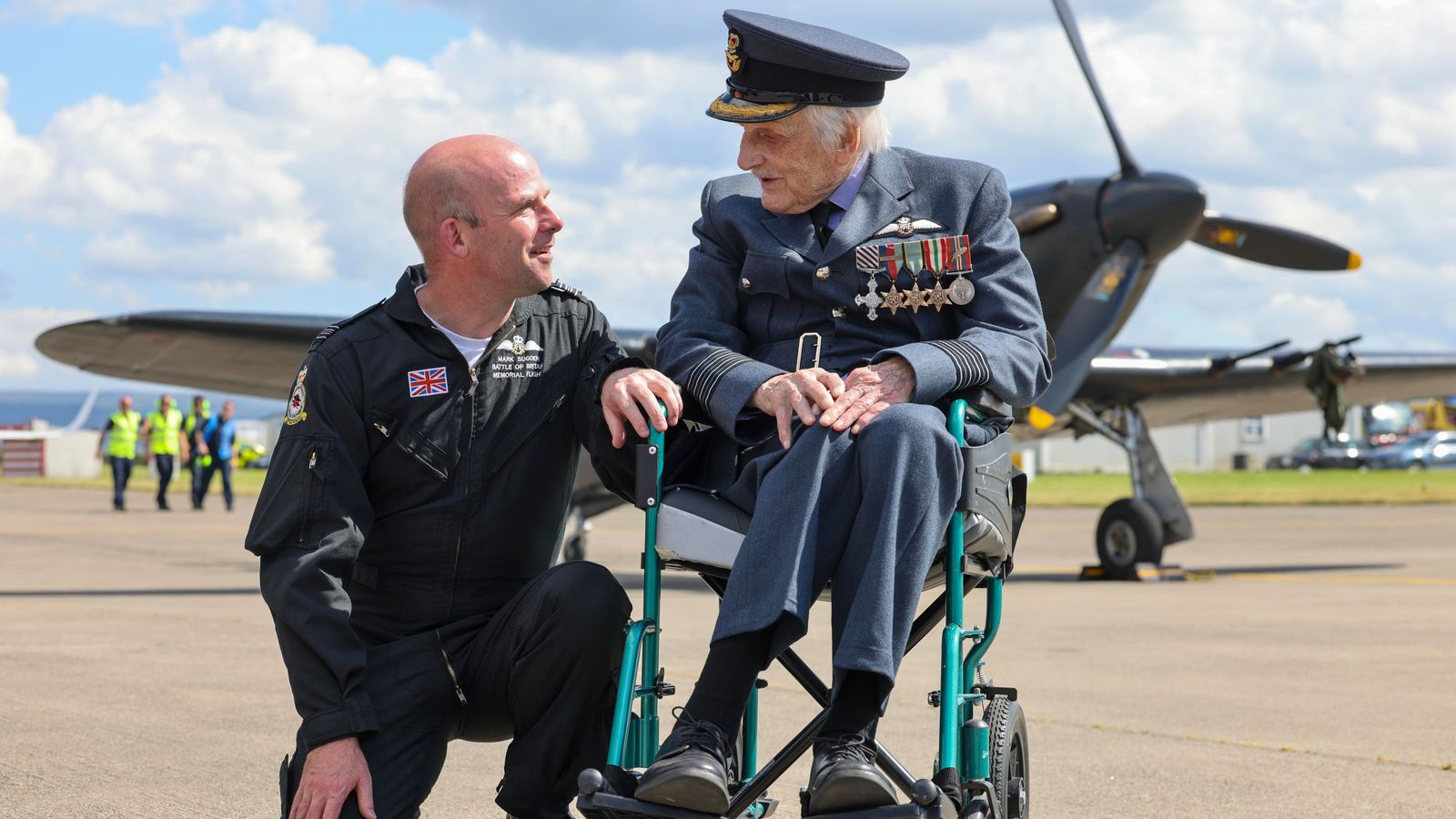 Last surviving Battle of Britain pilot, 103, reunited with WWII fighter ...