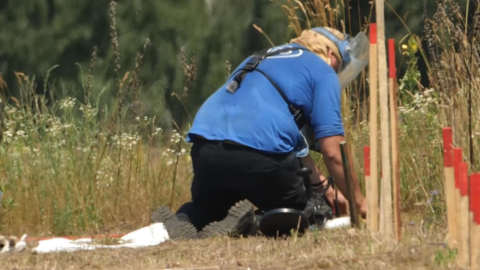 Ukrainian civilians learning the hard way that mines will take years to ...