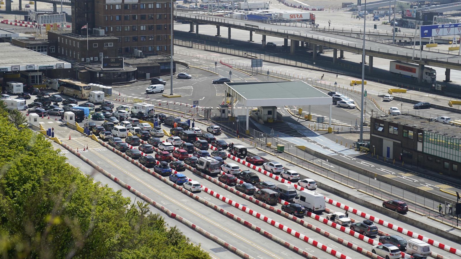 Dover delays ease up | UK News | Sky News