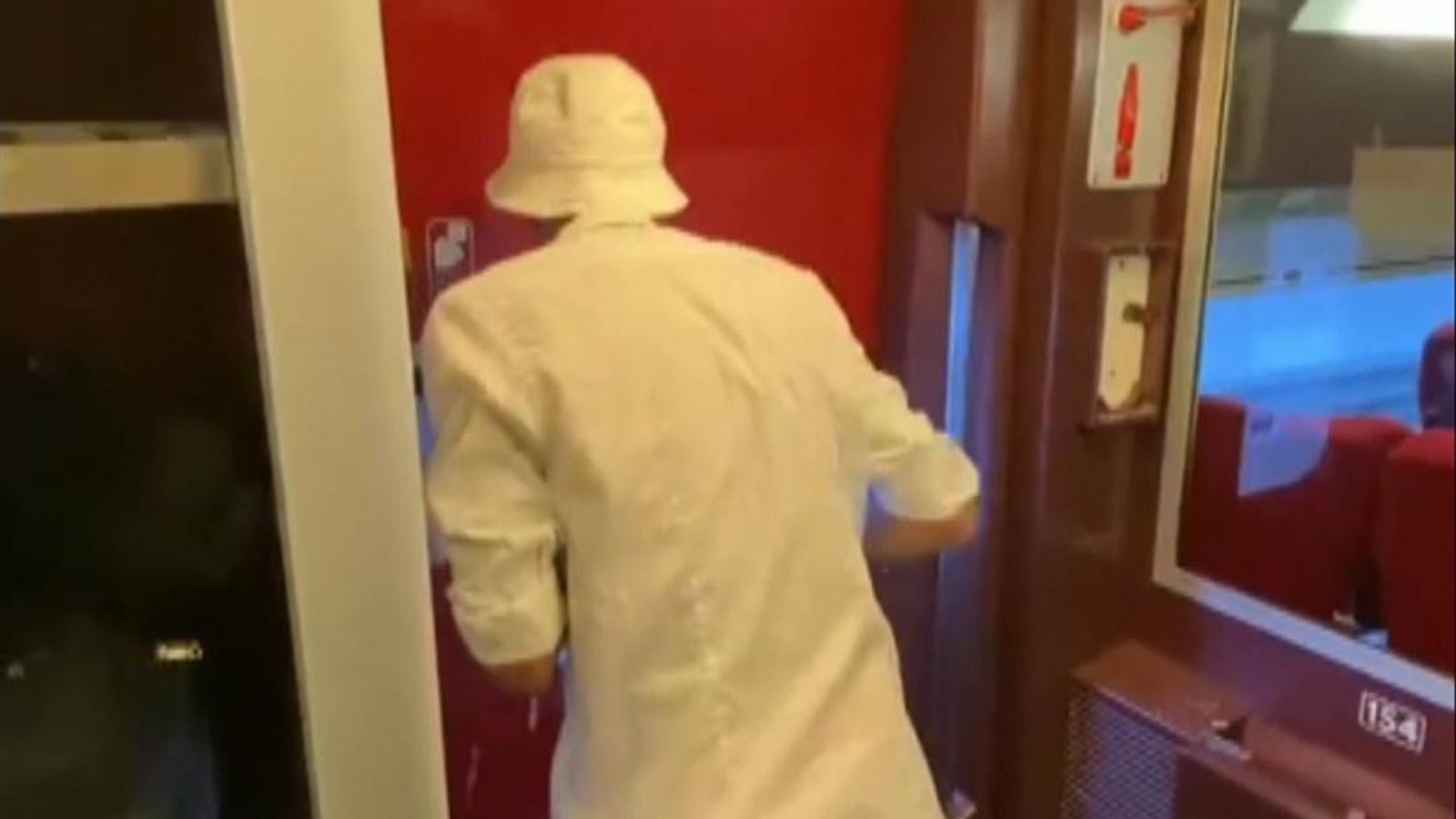 Passenger smashes train window in 40.5C heat in Paris | World News ...