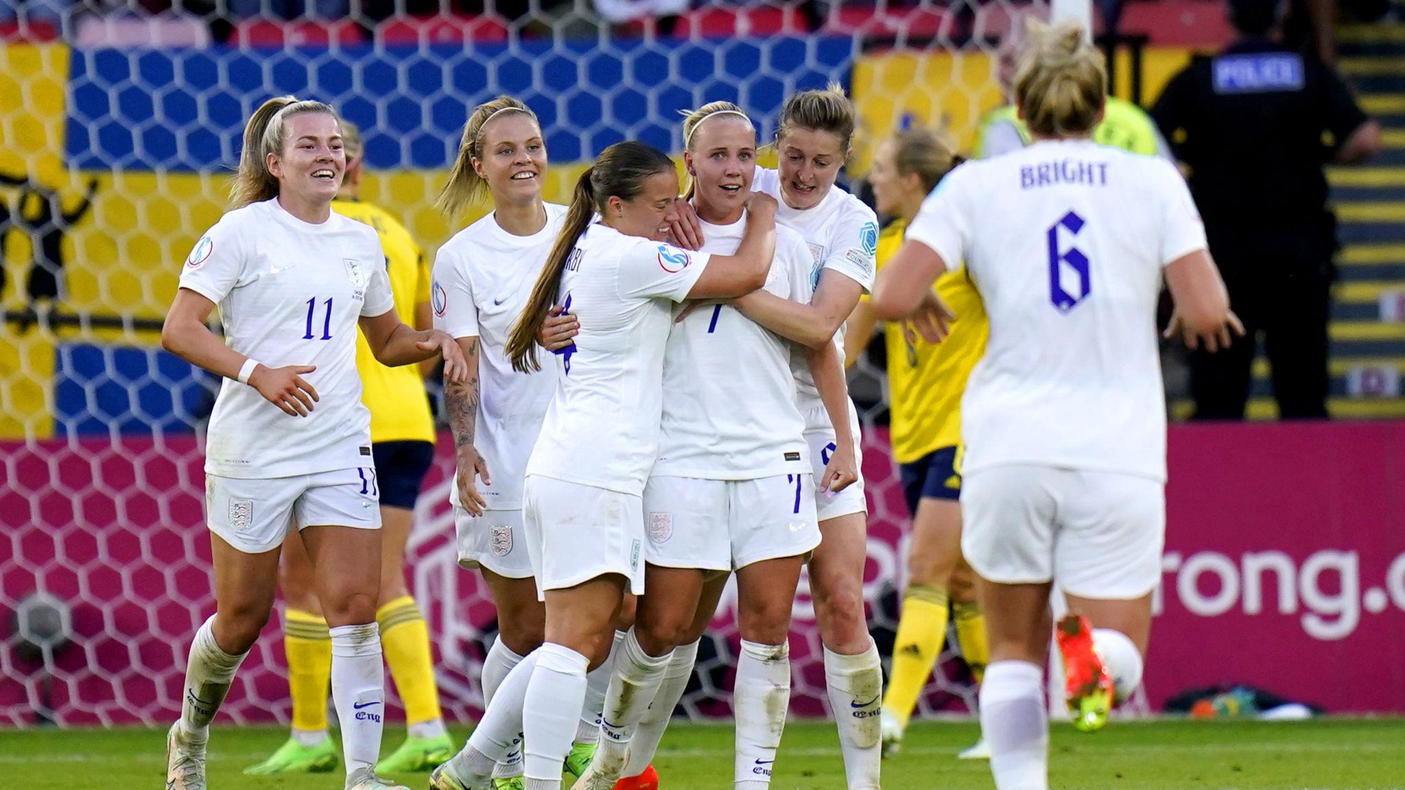 England book place in women's Euro 2022 final after thrashing Sweden ...