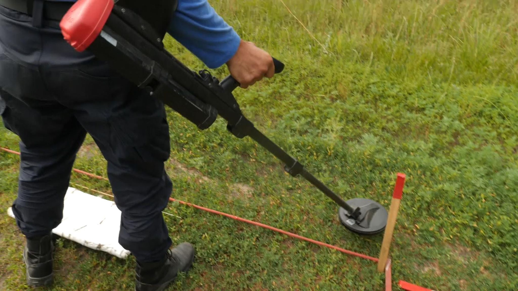 Ukrainian civilians learning the hard way that mines will take years to ...