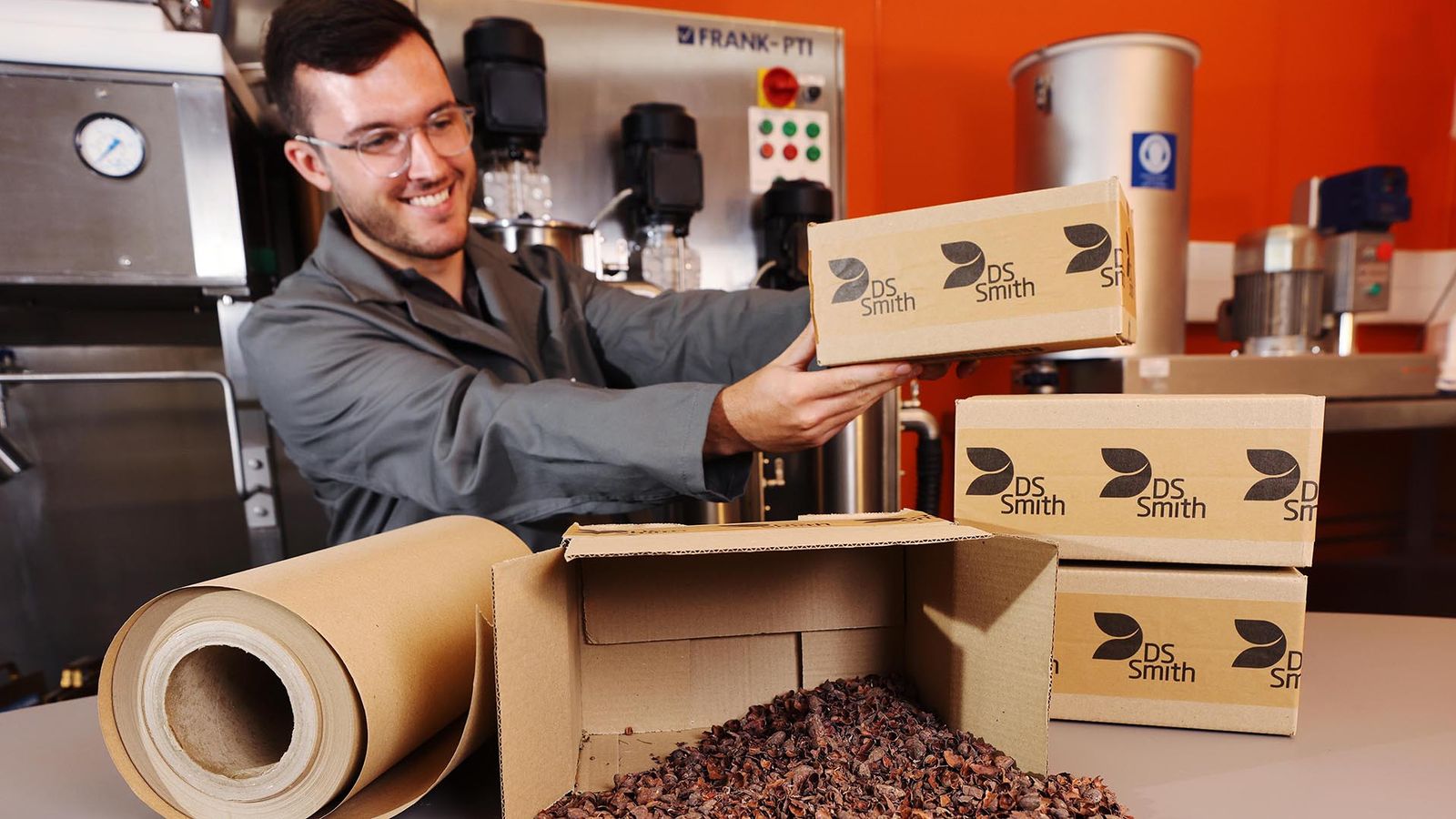 DS Smith backs £5.8bn all-share takeover by US rival | Money News | Sky ...