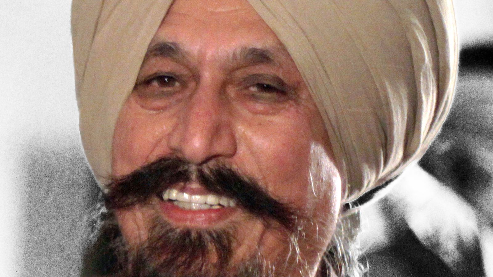 Oak Creek massacre: Bullet hole remains in Sikh temple 10 years after ...