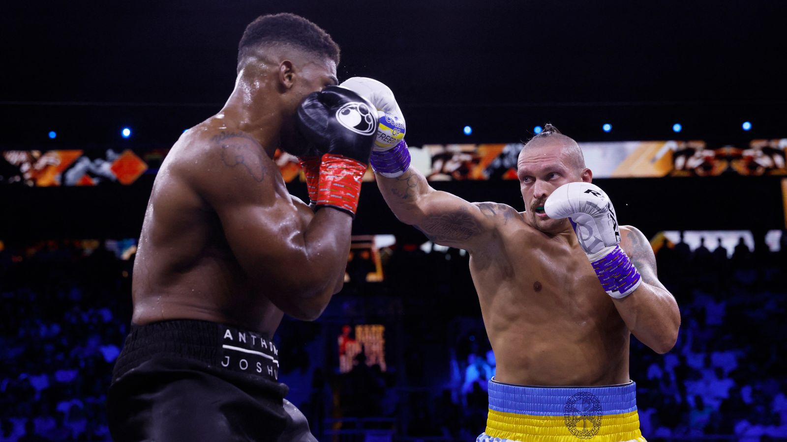 Usyk v Joshua: Boxing world reacts to AJ's 'out of character' outburst ...