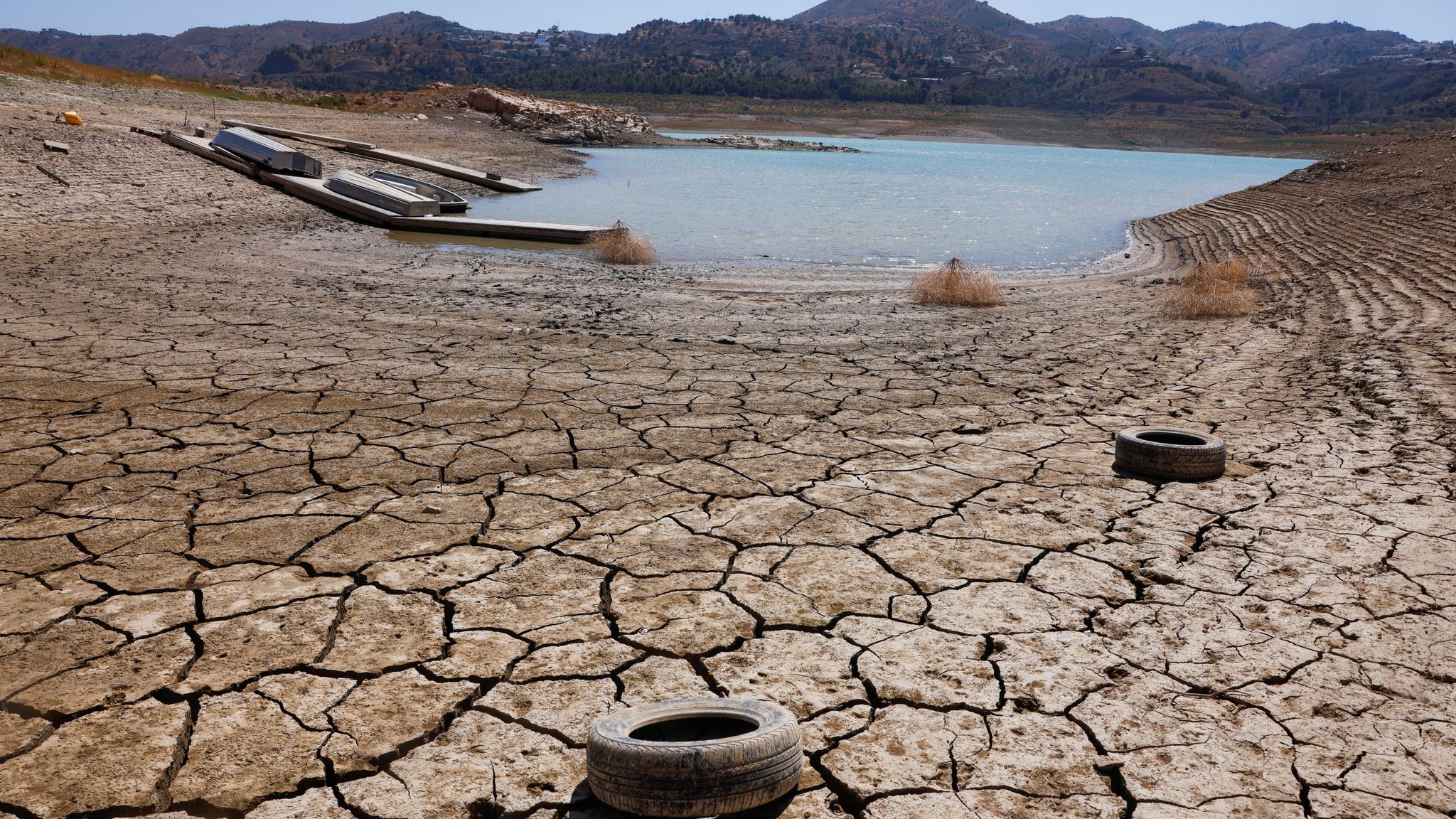 Europe could see repeat of last summer's severe droughts, scientists ...