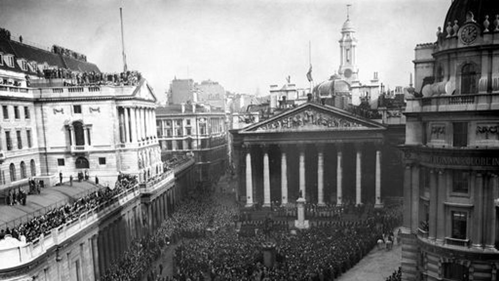 Queen's death: What is the Accession Council and how does it proclaim a ...