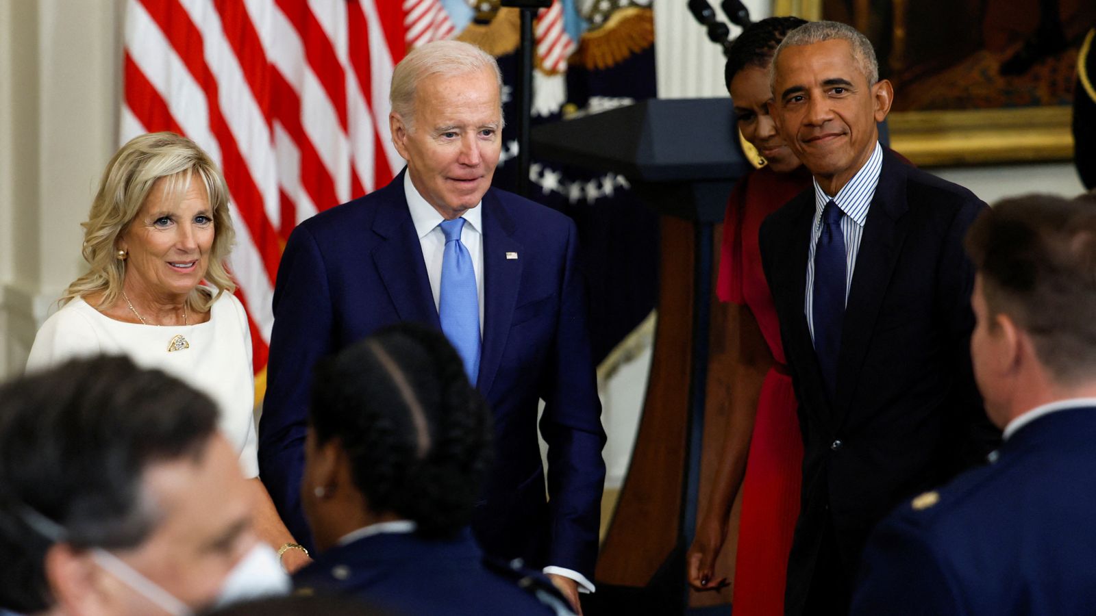 Obamas return to White House for unveiling of official portraits | US ...