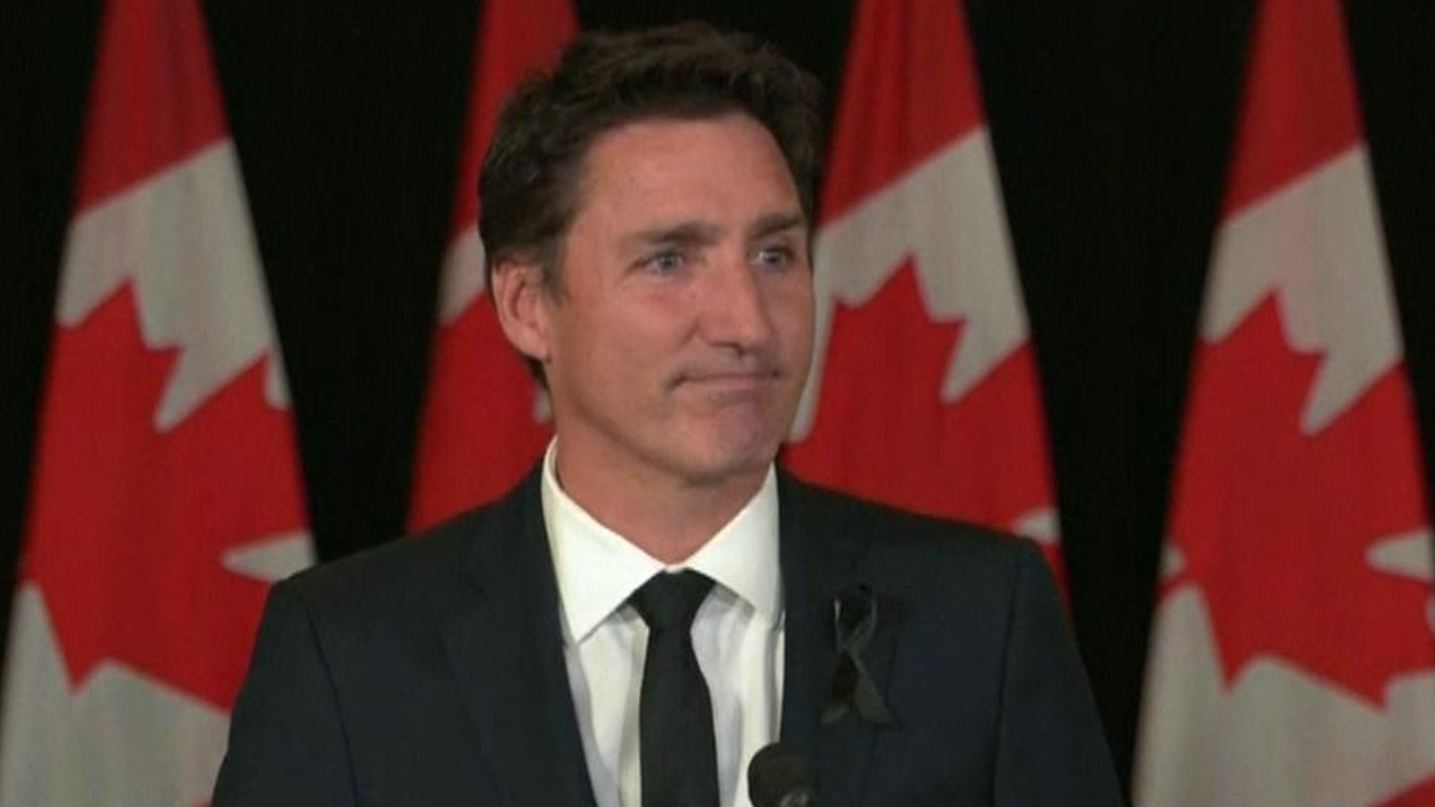 Queen dies: Teary-eyed Trudeau says Her Majesty was 'one of my ...