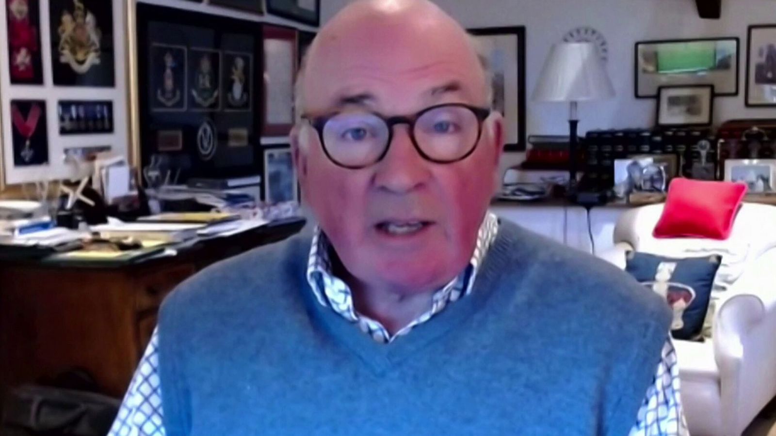 Lord Dannatt: Putin has an 'increasing problem at home | News UK Video ...